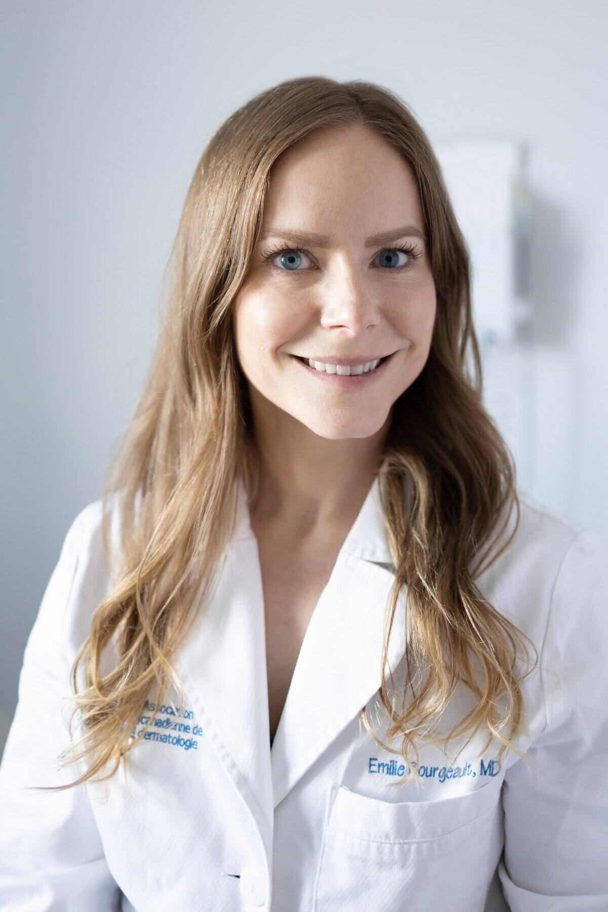 Dermatologie au privé: poursuite de 10 M$ entre deux cliniques ...