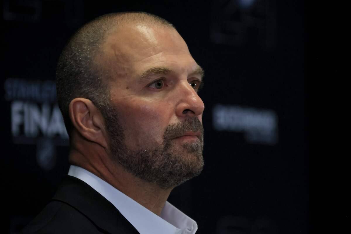 Bill Zito a complètement transformé l’effectif des Panthers - TVA Sports