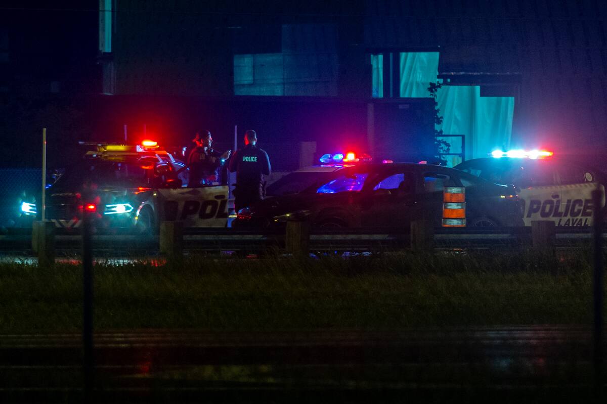 Deux suspects arrêtés après une poursuite policière | TVA Nouvelles
