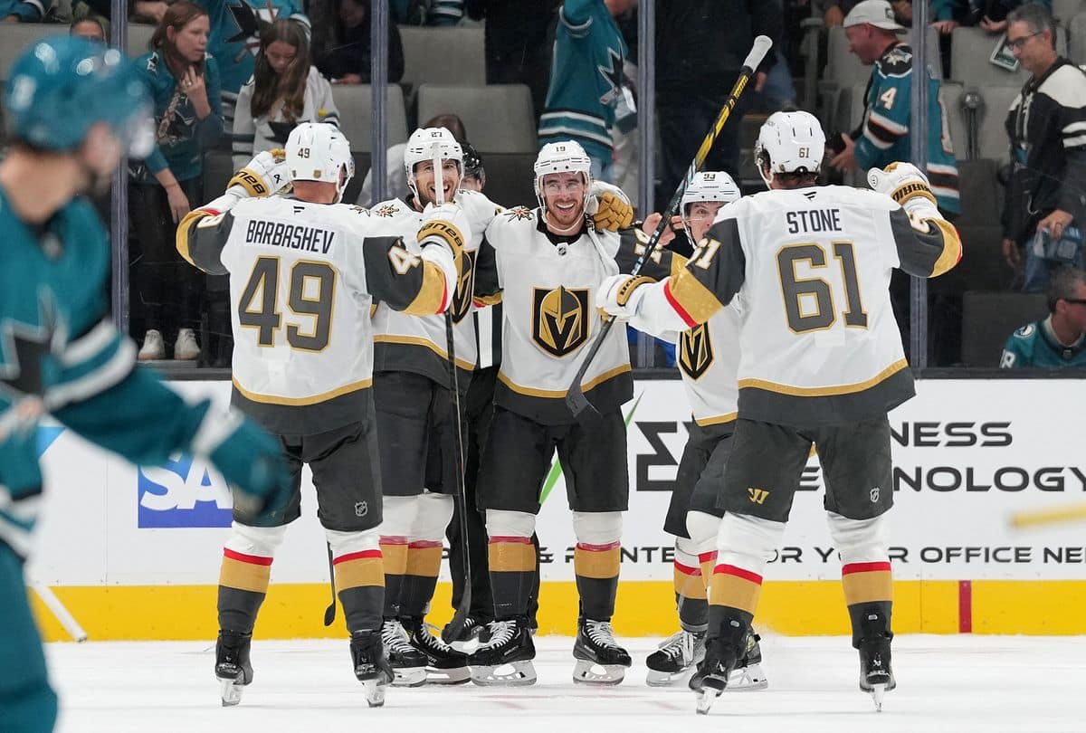 À VOIR: trois crampes au cerveau des Sharks en trois minutes - TVA Sports