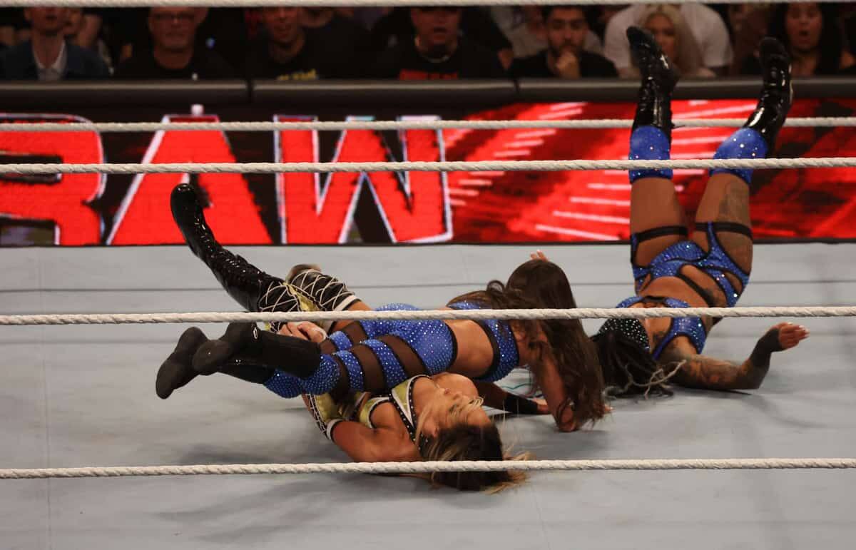 Une première couronnée de succès pour WWE Raw à Québec | JDQ