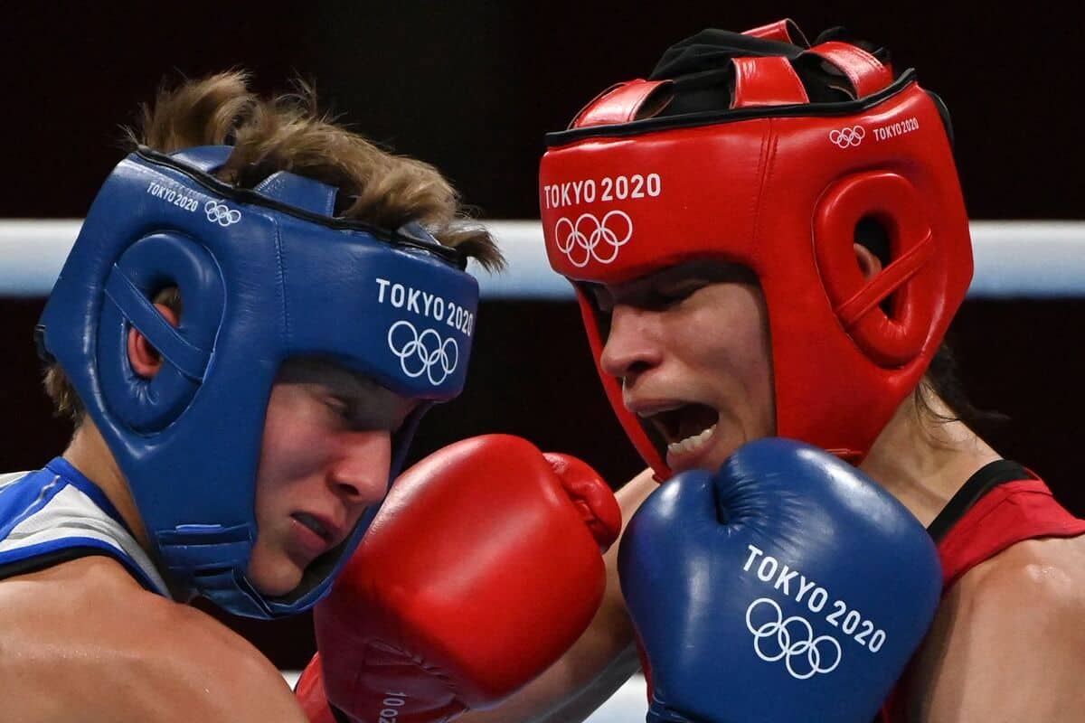 Jeux olympiques de Tokyo : une première victoire en boxe pour le Canada ...