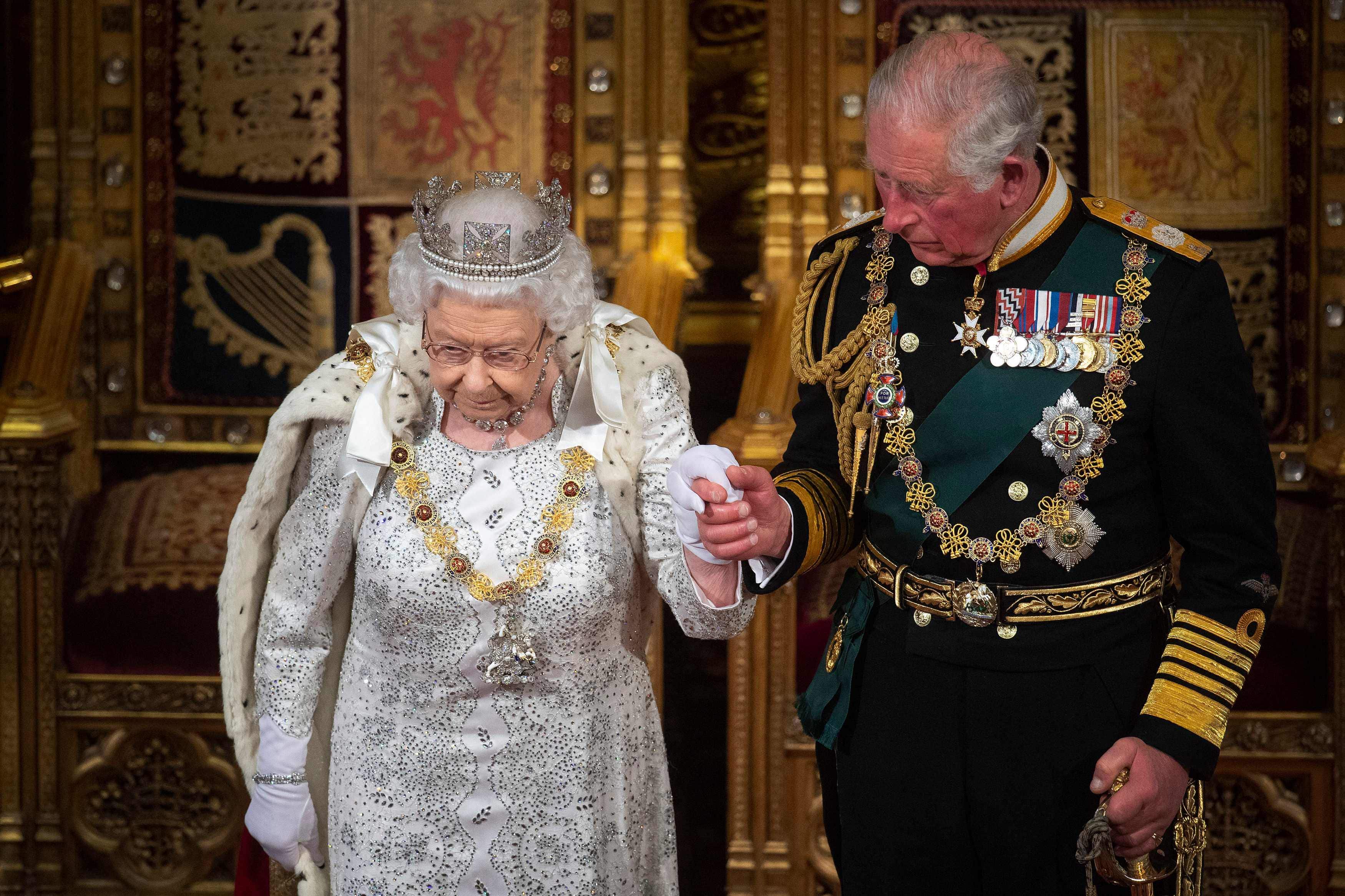 [EN DIRECT] Une première journée sans la reine Elizabeth II | JDM