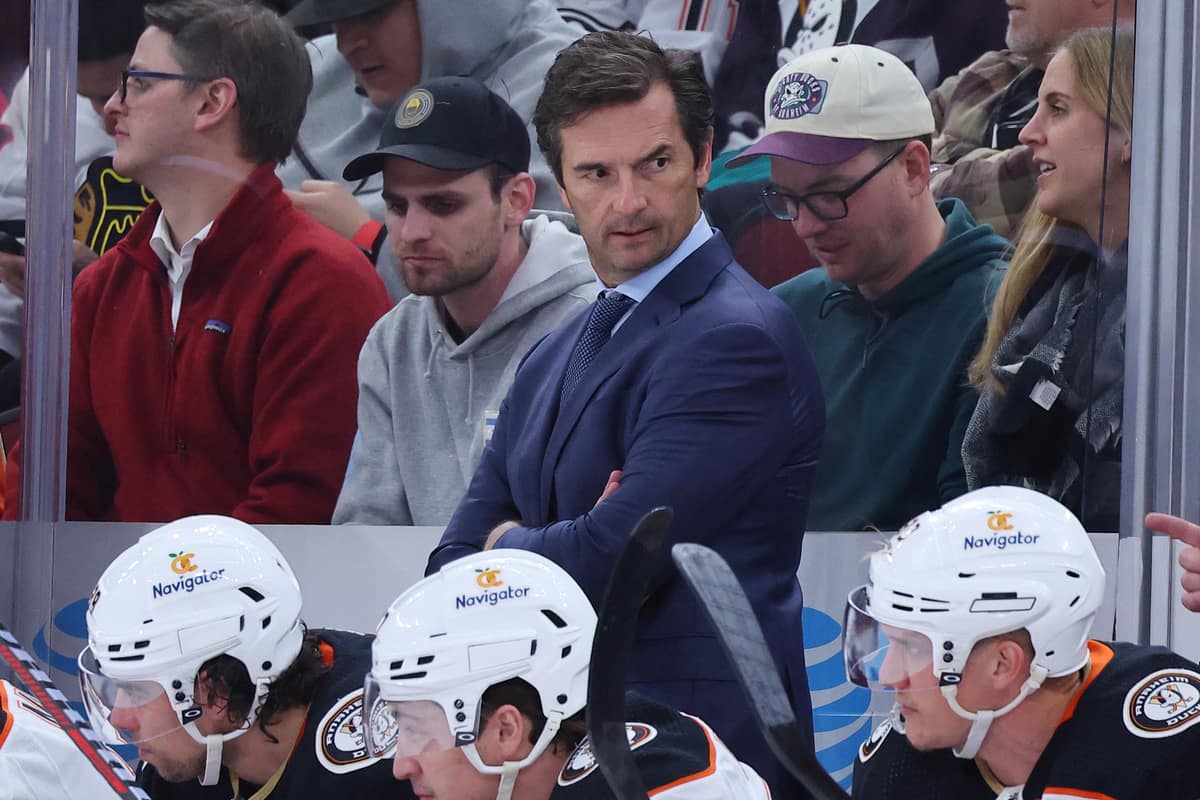 LNH: c'est la fin pour Dallas Eakins derrière le banc des Ducks d ...