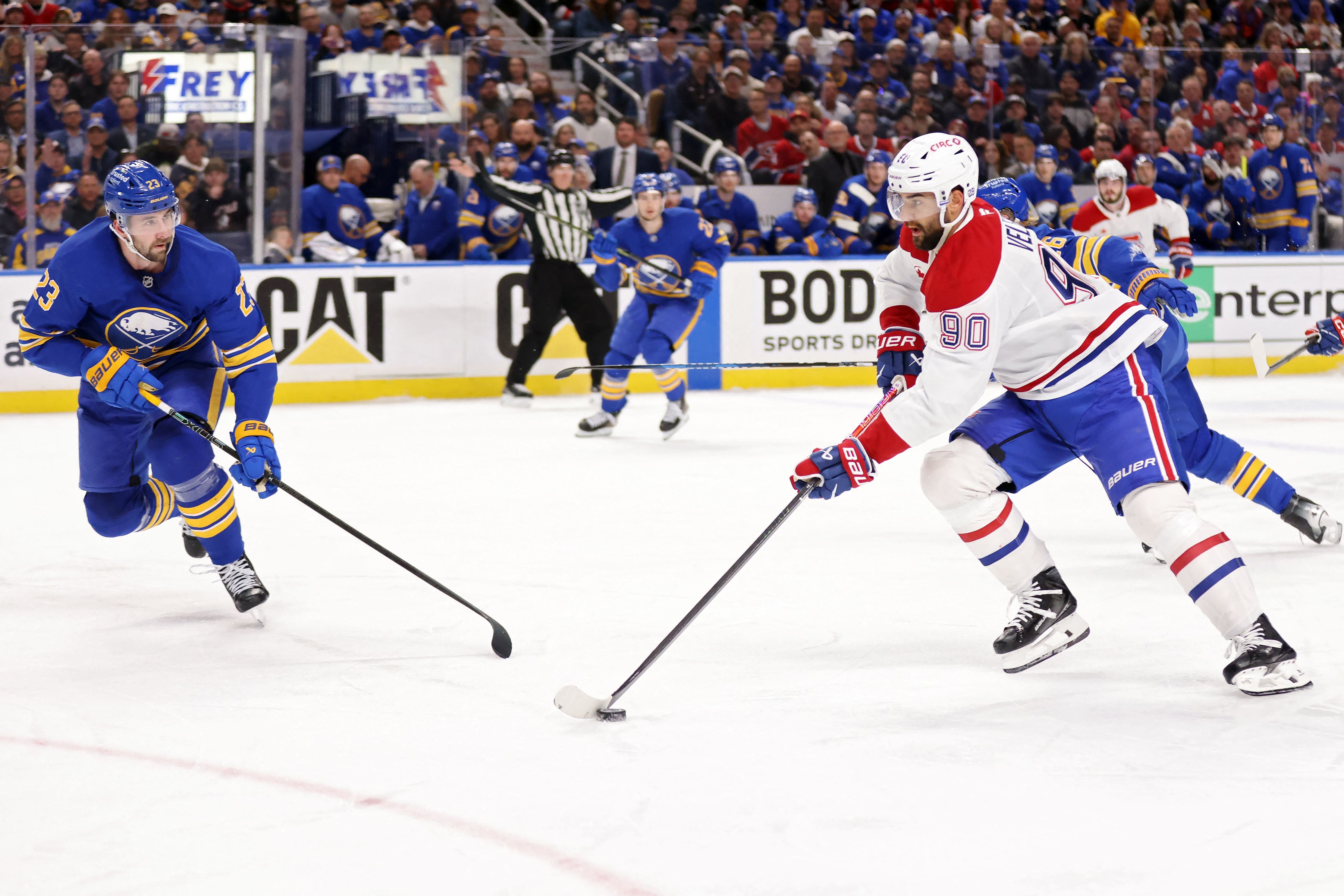 Contrairement au Canadien, les Sabres n'avaient pas de passagers, eux ...