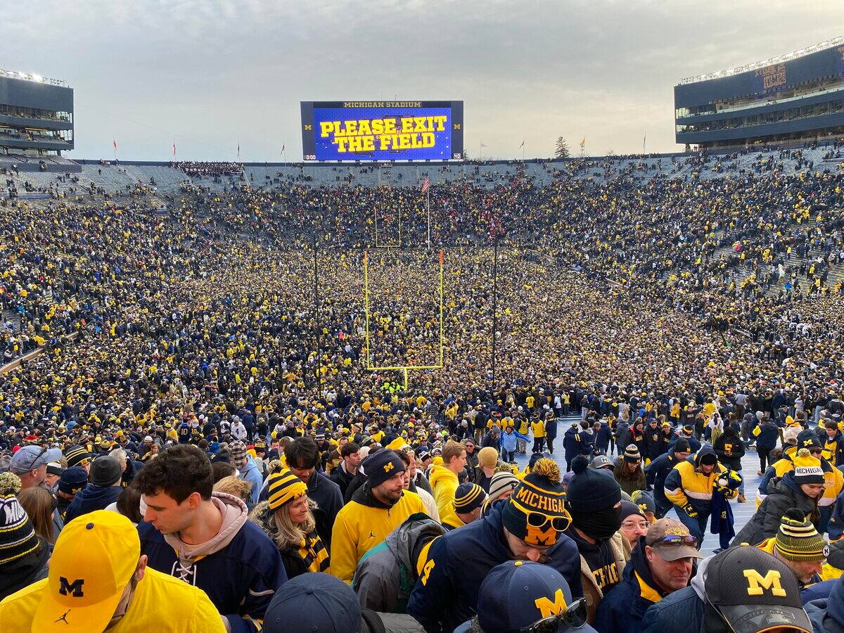 J’ai vécu le trip sportif de ma vie au Michigan Stadium | JDM