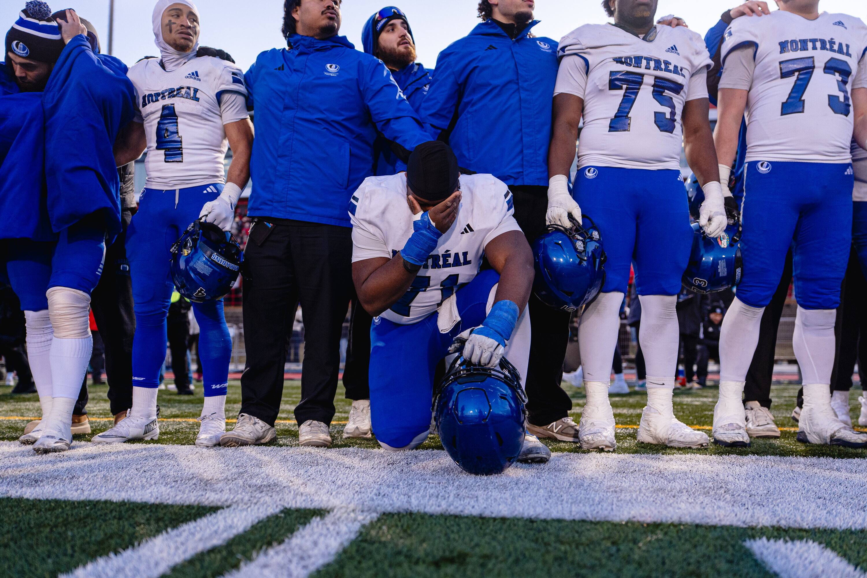 Coupe Vanier: un joueur de ligne offensive des Carabins récompensé pour ...