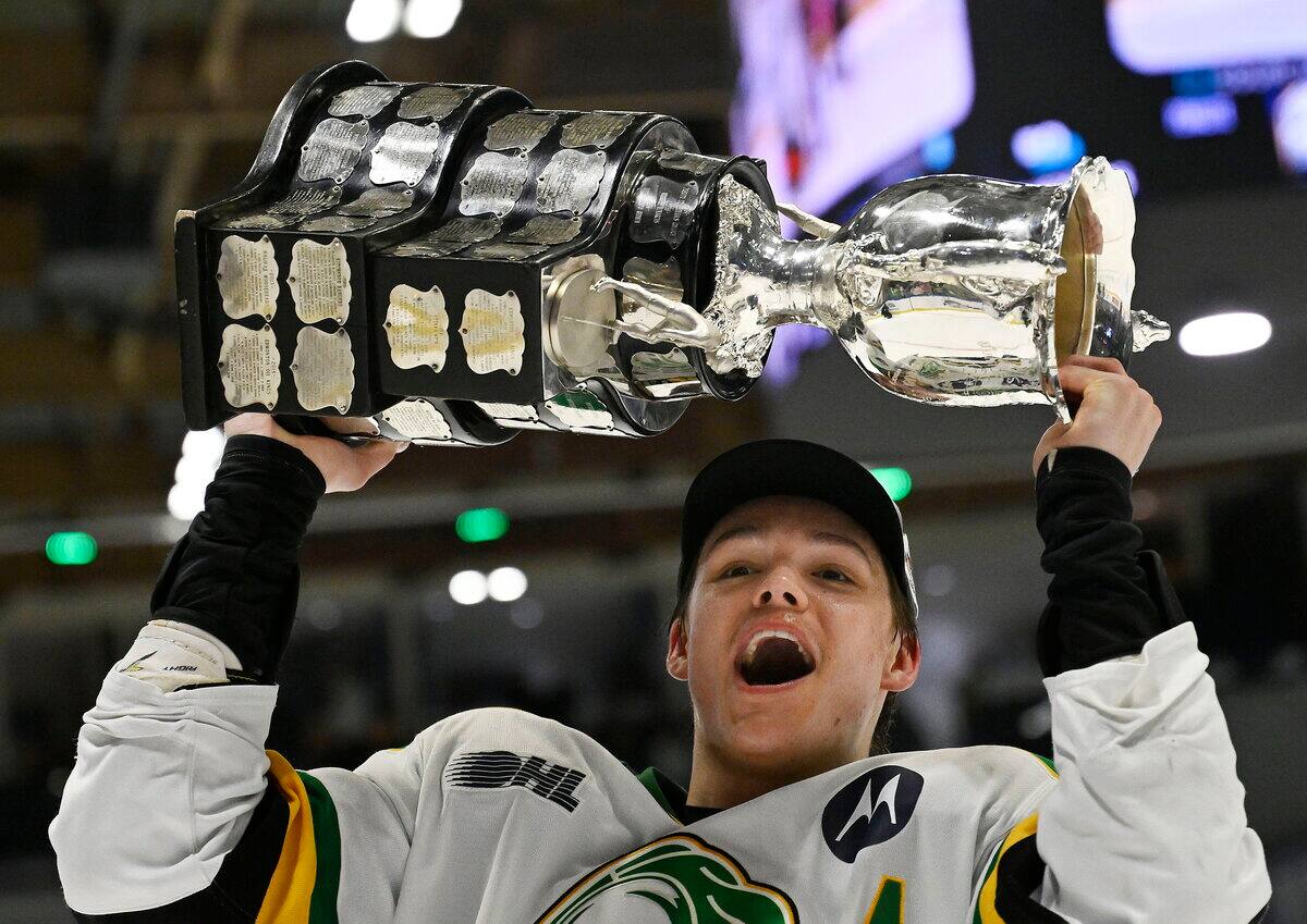 Les Knights remportent la Coupe Memorial: menés par le même feu que ...