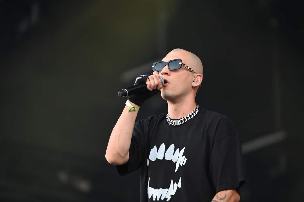 [EN IMAGES] Loud au FEQ: une grande fête du rap québécois | JDM