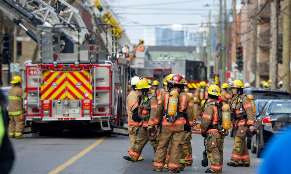 Les pompiers de Montréal veulent être vaccinés | TVA Nouvelles