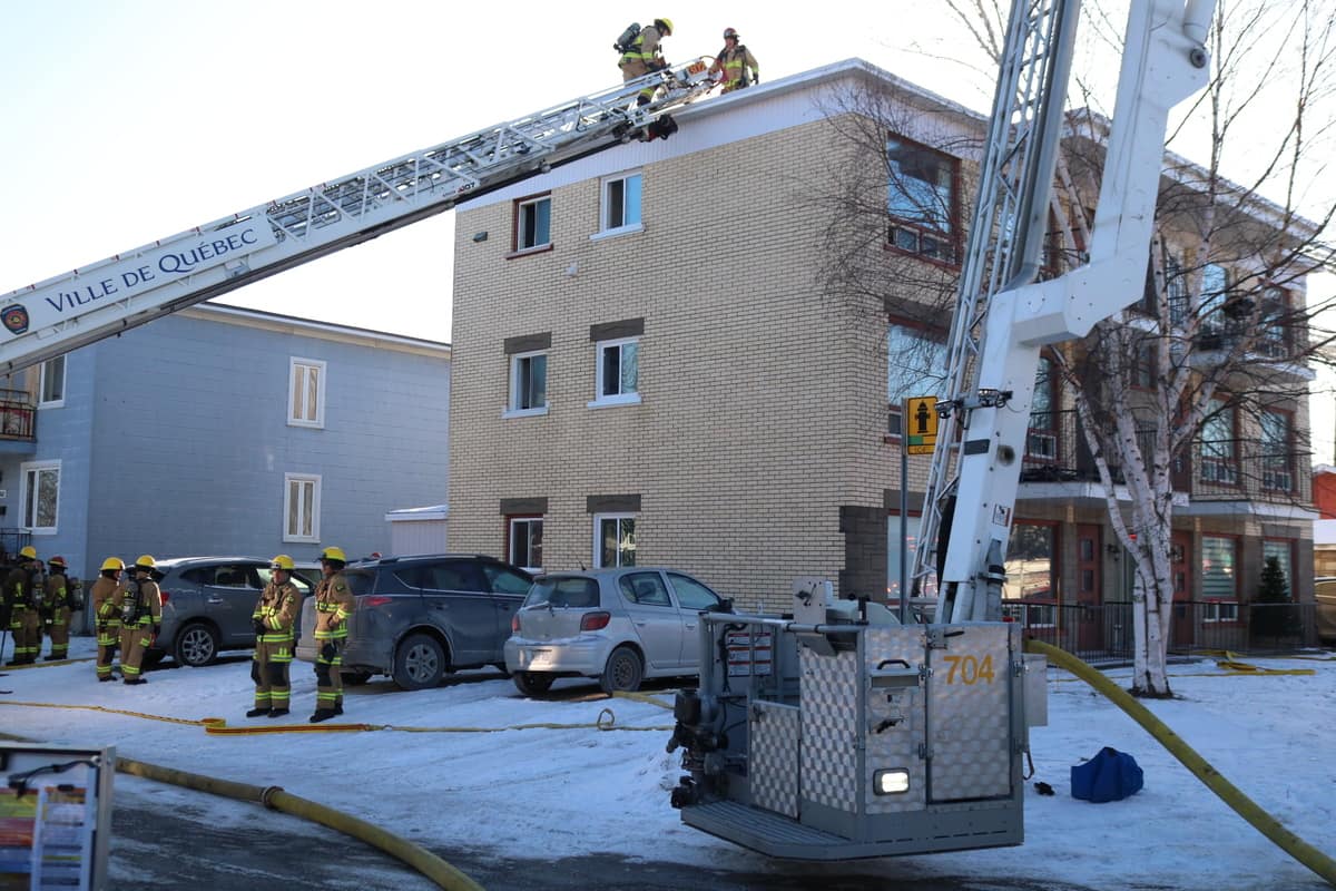 Un article de fumeur cause un incendie dans un immeuble résidentiel à ...