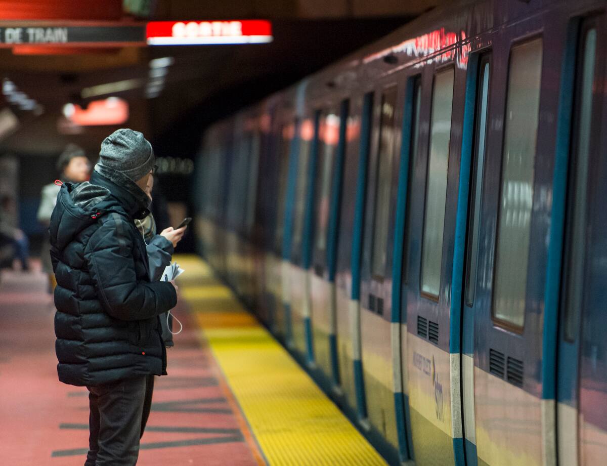 Reprise du service après un arrêt sur la ligne orange | TVA Nouvelles