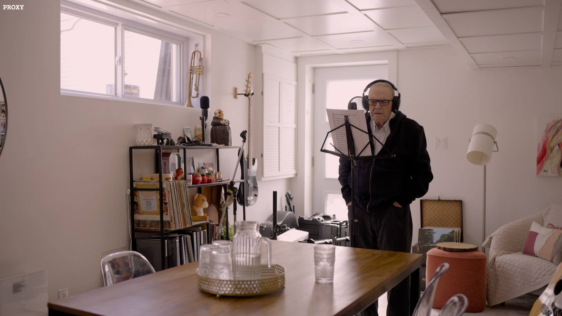 Voyez Claude Poirier bougonner dans les coulisses de «Chanteurs masqués ...