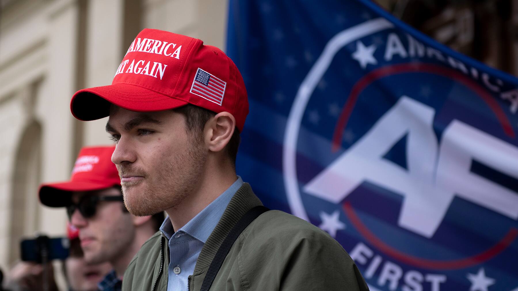 Qui est Nick Fuentes? On se penche sur l'activiste néonazi qui a dîné ...