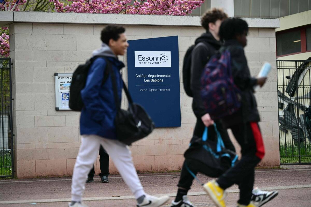 La France «endeuillée» après la mort d'un collégien roué de coups en ...
