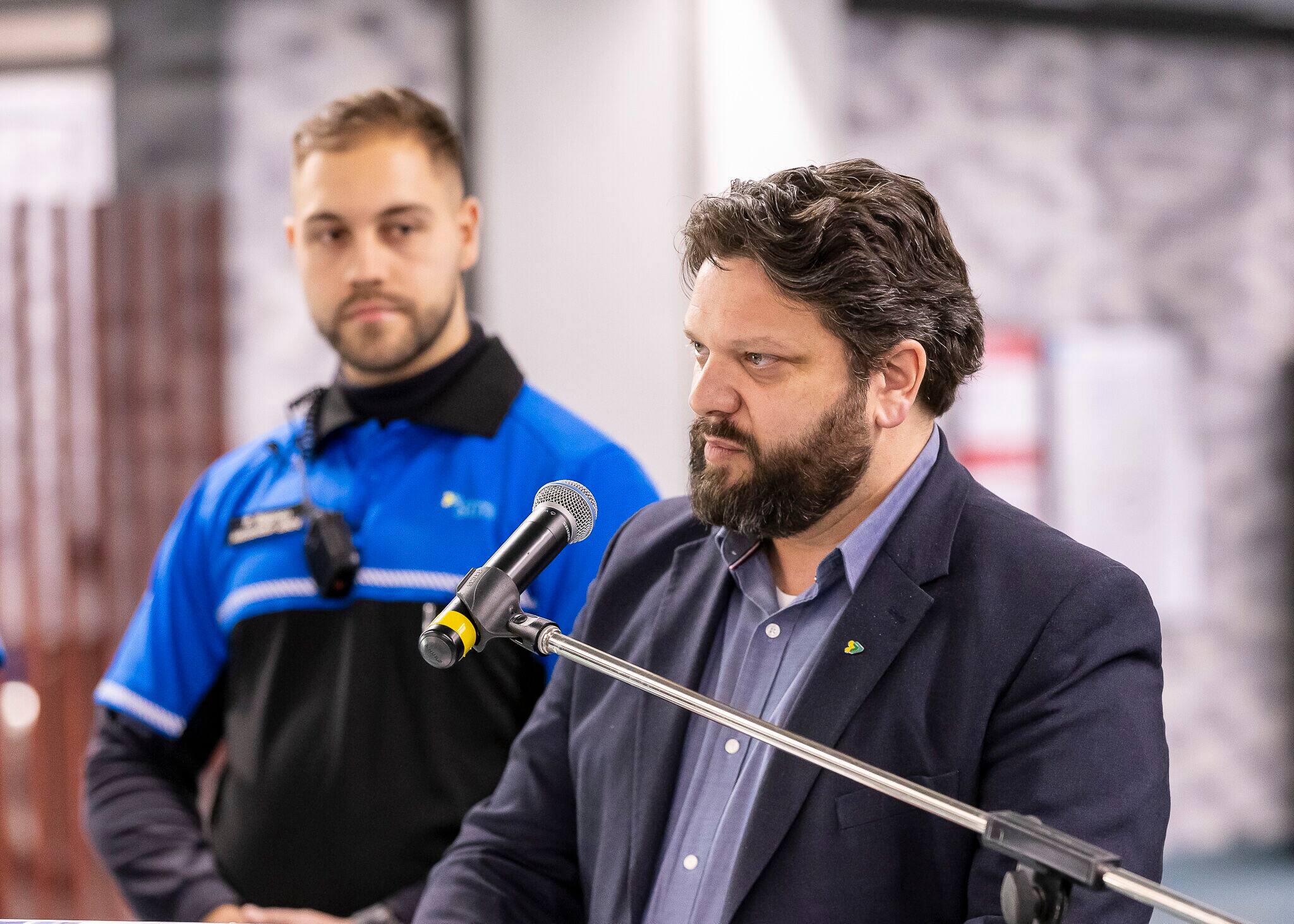 Près de la moitié des stations du métro de Montréal sont maintenant en ...