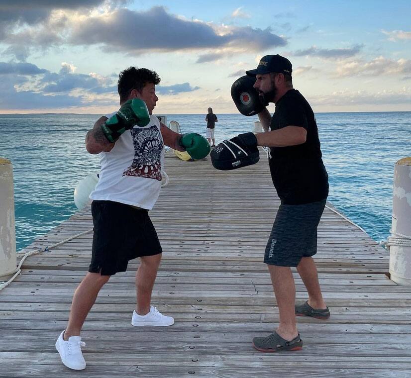 Photo en famille pour Éric Lapointe | Le Journal de Québec