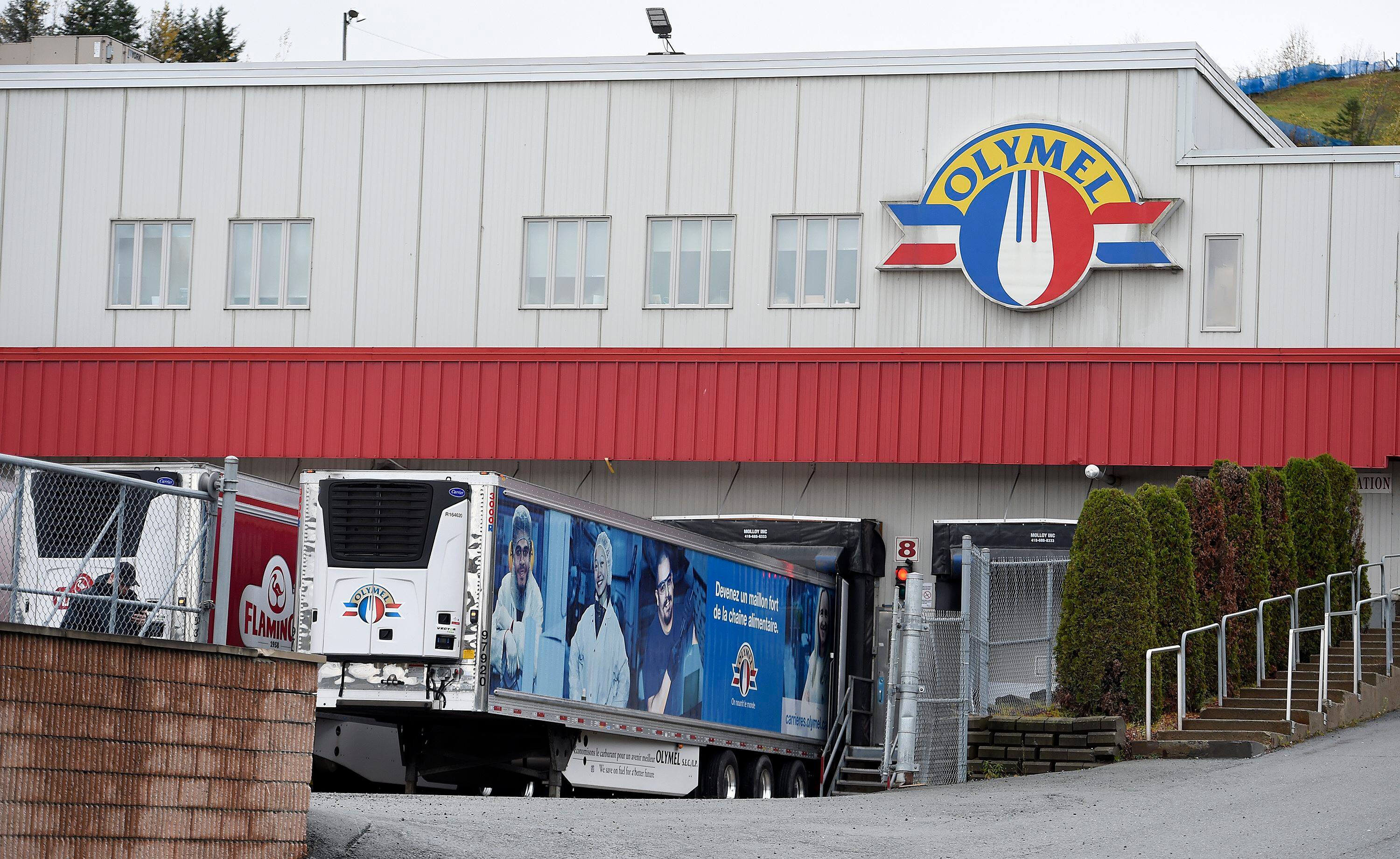 Olymel ferme deux autres usines au Québec | TVA Nouvelles