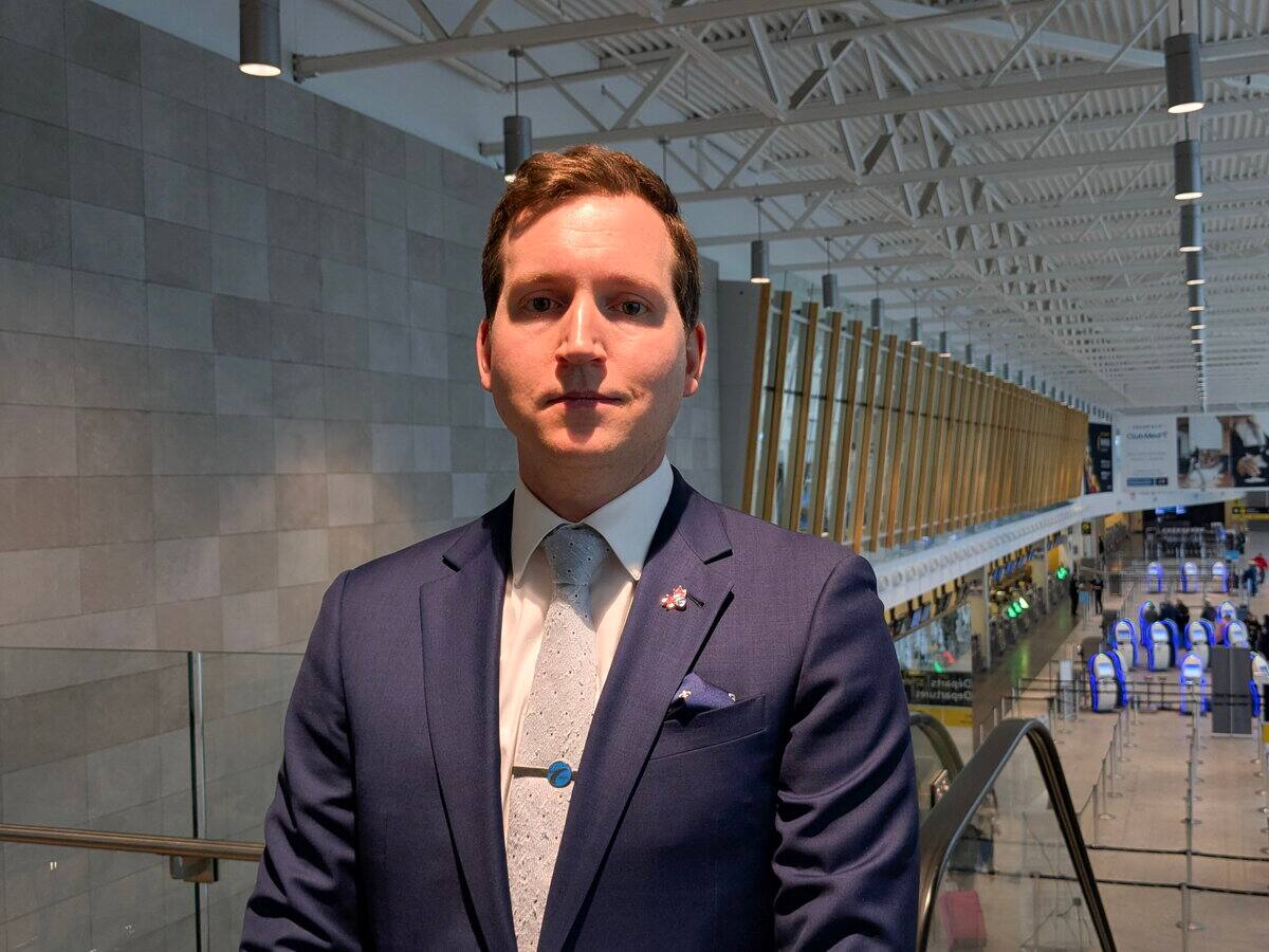 Fin de la base d’opération de Sunwing à Québec: les pilotes et les ...