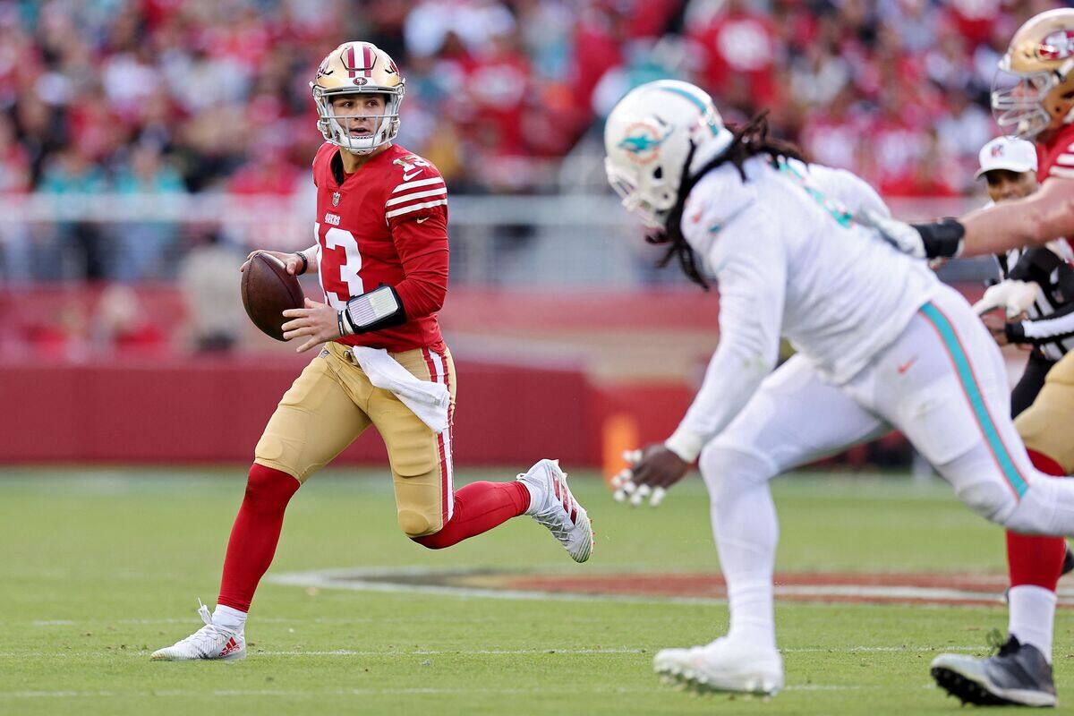 NFL: le nombril vert Brock Purdy et la légende Tom Brady | JDQ