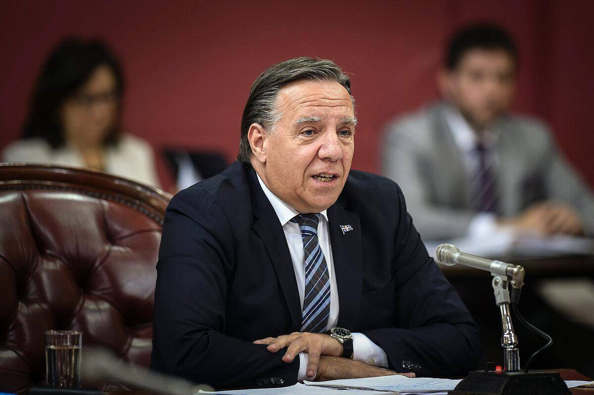 Peur de la Covid-19 chez les anglos : Legault montre du doigt CNN | TVA ...