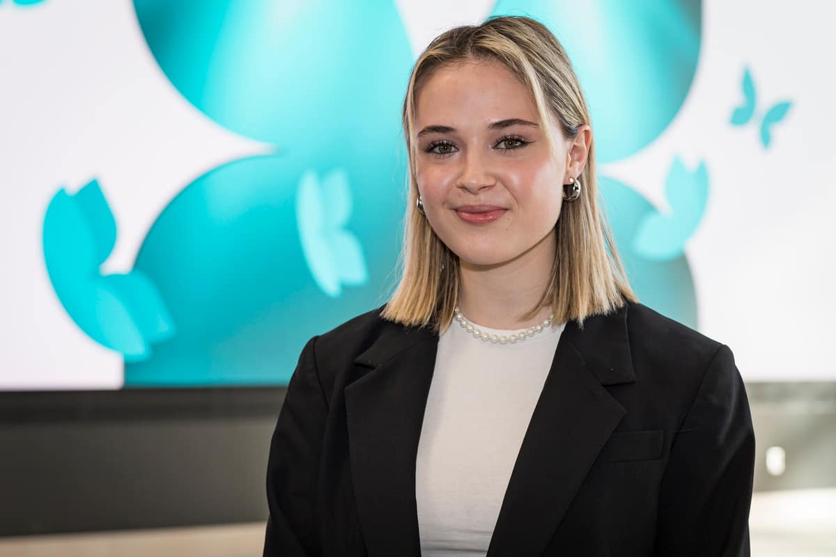 Début du procès de son personnage accusé de meurtre: Emi Chicoine ...