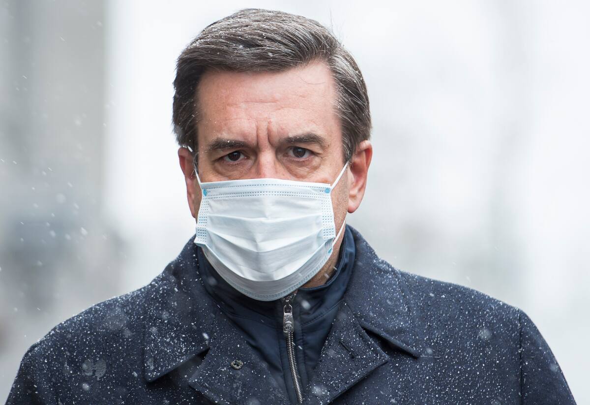 Coderre : repenser la police, mais pas la désarmer | JDM