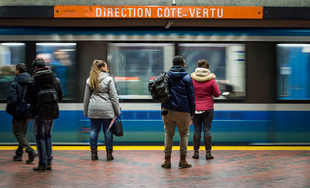 Arrêt sur une longue portion de la ligne orange | TVA Nouvelles