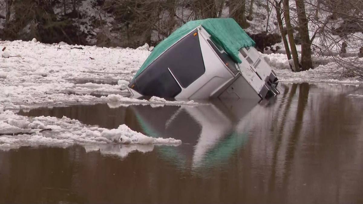 [EN IMAGES] Plusieurs inondations et des rivières sous surveillance à ...