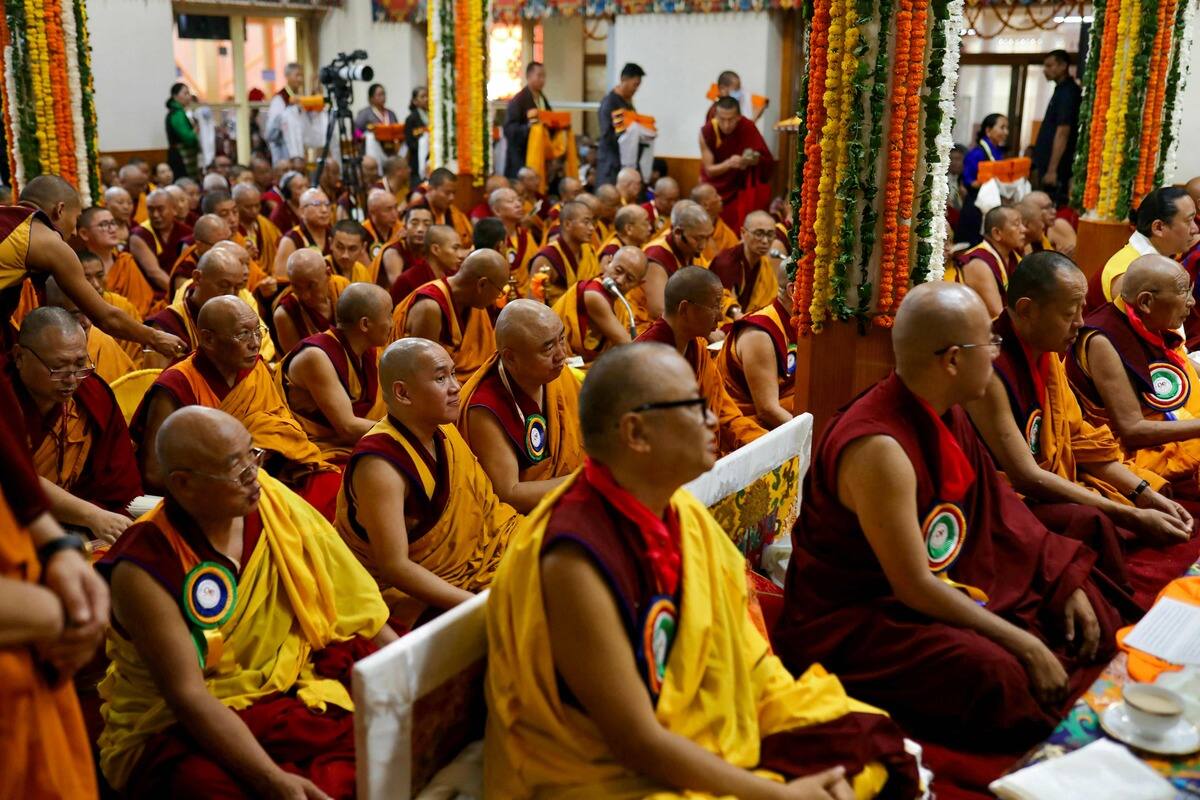 Le dalaï-lama fête son 90e anniversaire avec une prière pour la paix | JDM