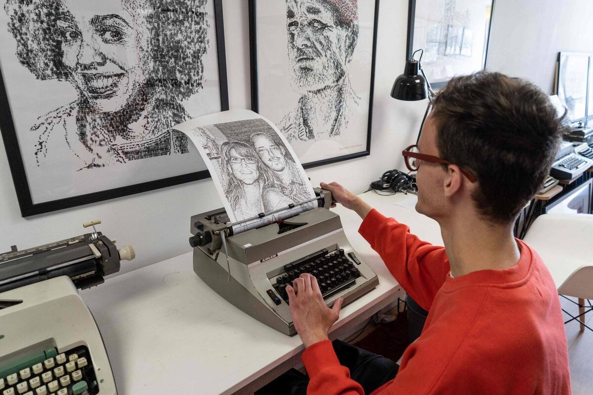 [PHOTOS] He draws portraits and monuments... with typewriters! – Archyde