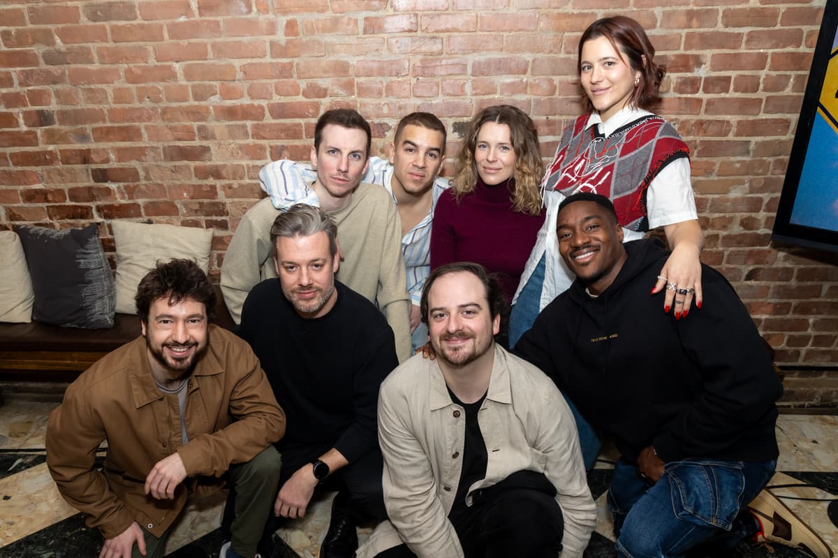 Adaptation théâtrale de «Québec-Montréal»: Pier-Luc Funk et Antoine ...