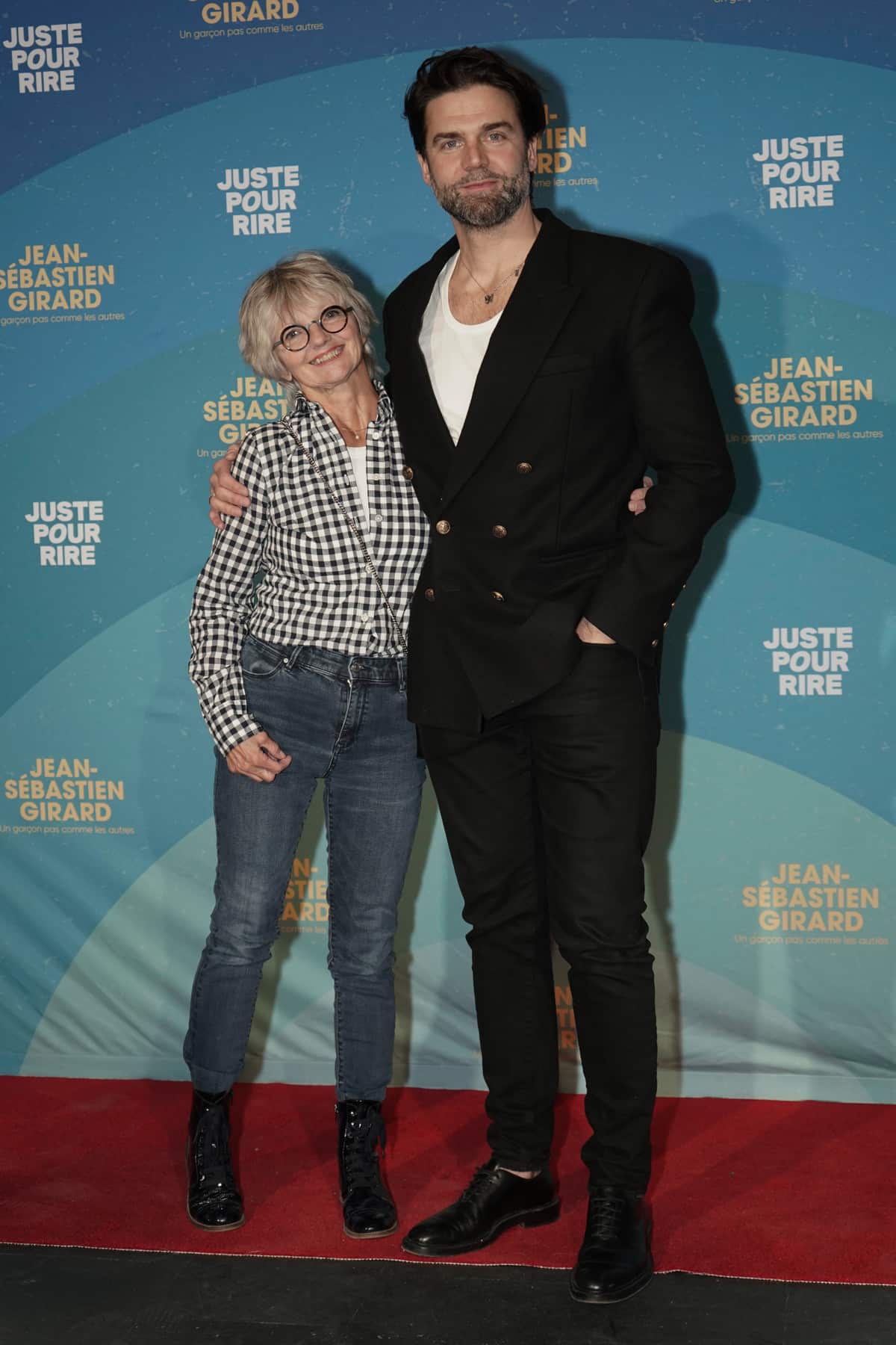 Voyez toutes les vedettes à la première du spectacle de Jean-Sébastien ...