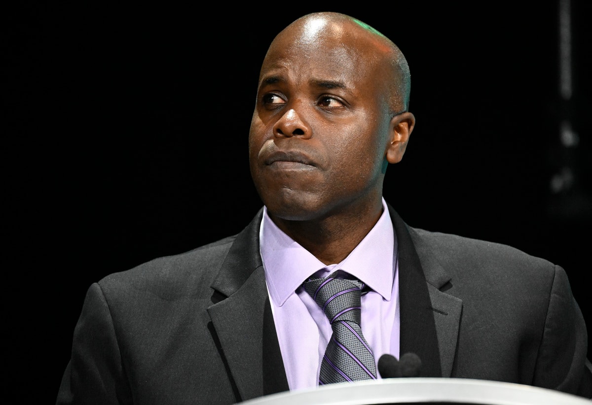 Sharks : Mike Grier continue de bouger - TVA Sports