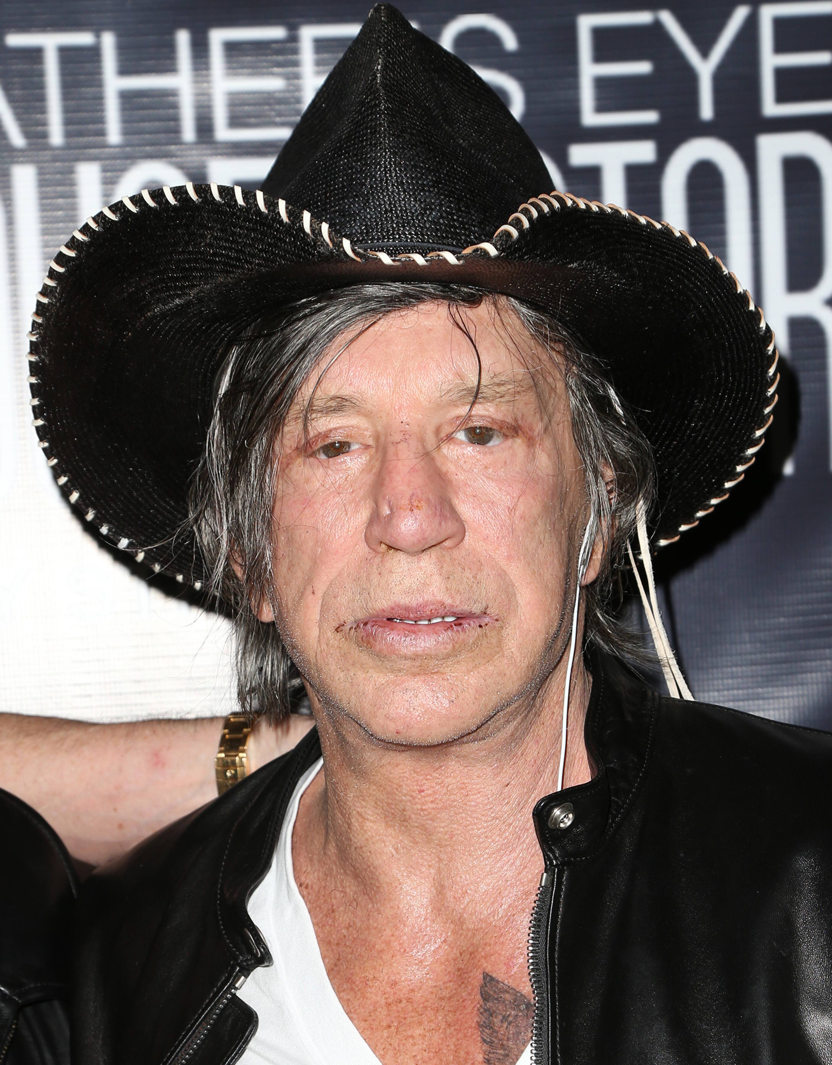Mickey Rourke expulsé de sa maison de Los Angeles | JDM