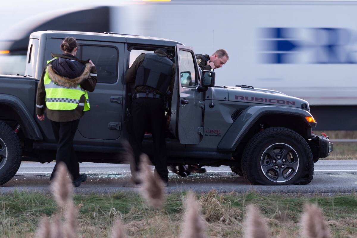 Une course poursuite se solde par deux arrestations | TVA Nouvelles
