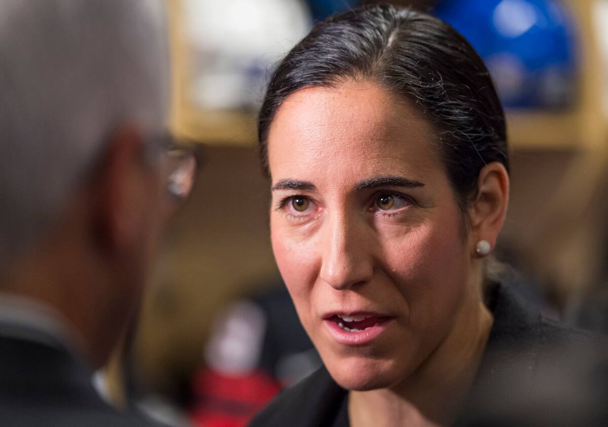 Une année importante pour Caroline Ouellette et la Coupe des bonnes ...