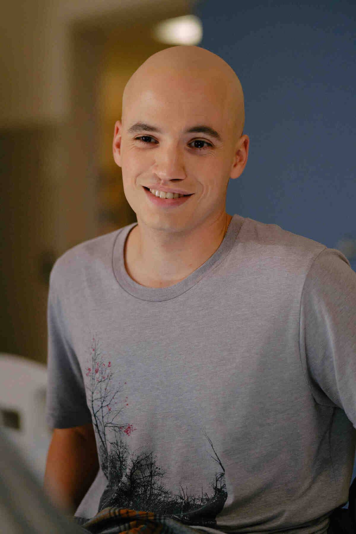 [EXTRAIT] «Les bracelets rouges»: un décès et beaucoup d’espoir pour ...