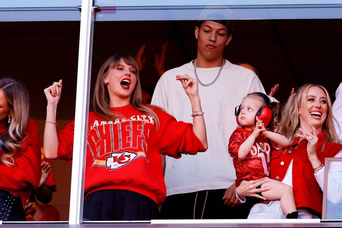 Travis Kelce: l’effet Taylor Swift se ressent sur le terrain | JDM