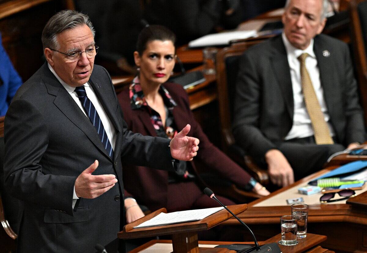 «Il ne faut pas céder au chantage de Trump», lance Legault | TVA Nouvelles