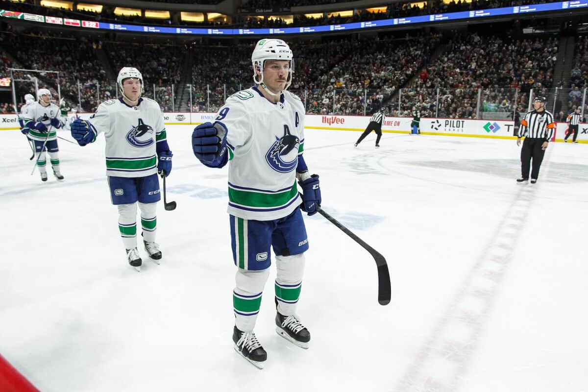 Sept ans de plus pour J.T. Miller avec les Canucks | JDM