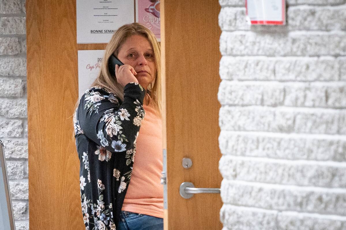 La prison pour une ex-secrétaire qui avait payé son mariage en fraudant ...