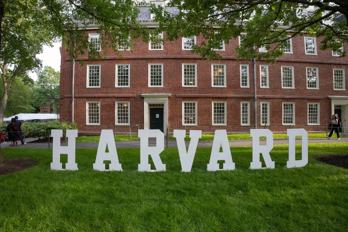 Trump dit qu’il est proche d’un accord avec Harvard | TVA Nouvelles
