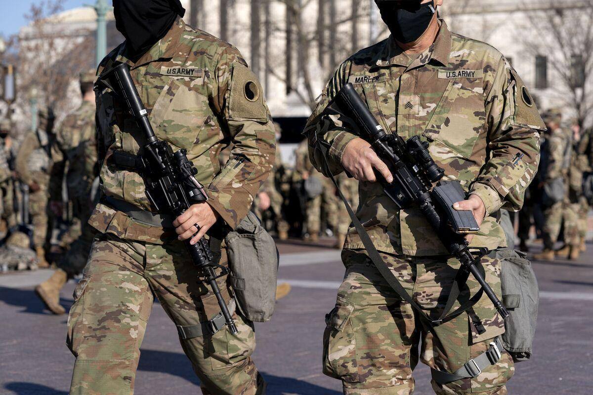 La Garde nationale américaine: des réservistes très sollicités | TVA ...