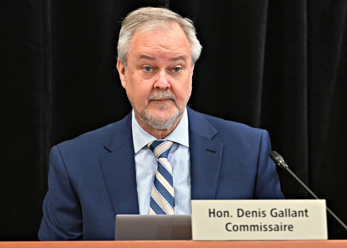 Une nouvelle preuve interrompt la commission Gallant: «C’est ...