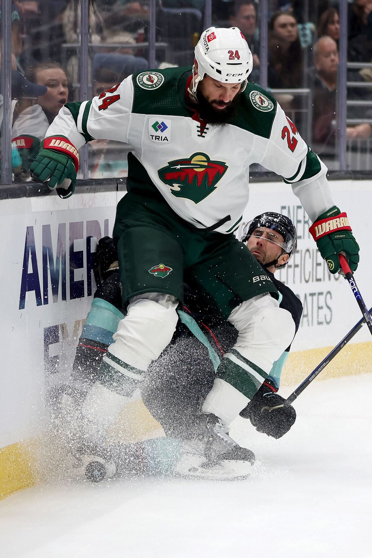Deux ans de plus au Minnesota pour Zach Bogosian | JDQ