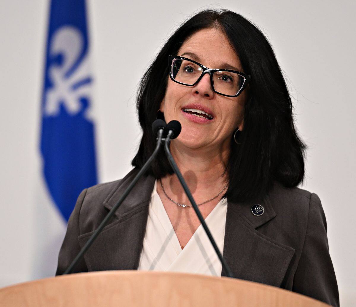 Réforme de Sonia LeBel: vers une école autonome? | JDM