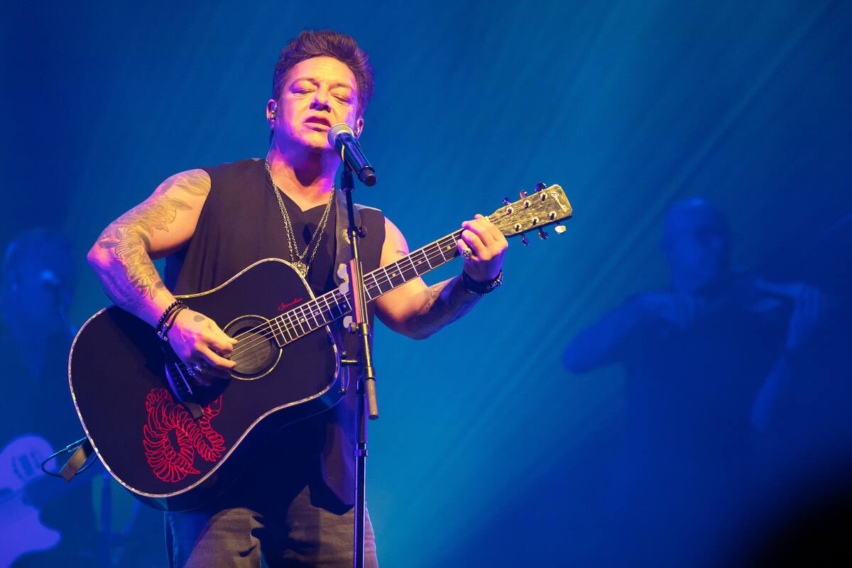 Spectacle acoustique du rocker repenti Éric Lapointe: «J’ai compris que j’étais trop vieux pour ...