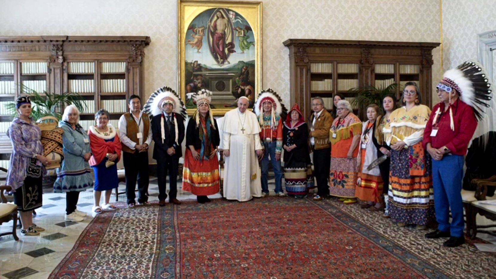 Les Premières Nations rencontrent le Pape | TVA Nouvelles