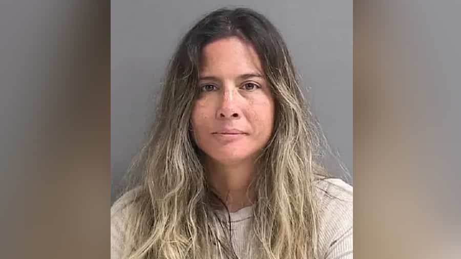 Floride: saoule au bar pendant que sa fille de 7 ans est seule dans la ...